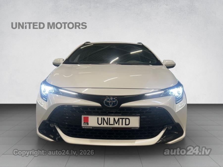 White Toyota Corolla 2024 in Tallinn, with an engine capacity of 1.80 L and mileage of 78 thousand km for 23900 €, photo 6 on AUTOMOTO.COM.LV