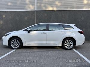 Balts Toyota Corolla 2024 Pērnava, ar dzinēja tilpumu 1.80 L un nobraukumu 93 tūkst. km par 22990 €, foto 4 vietnē AUTOMOTO.COM.LV