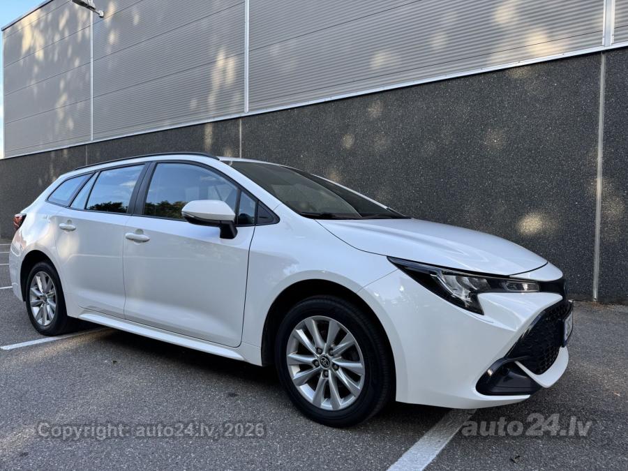 Balts Toyota Corolla 2024 Pērnava, ar dzinēja tilpumu 1.80 L un nobraukumu 93 tūkst. km par 22990 €, foto 7 vietnē AUTOMOTO.COM.LV