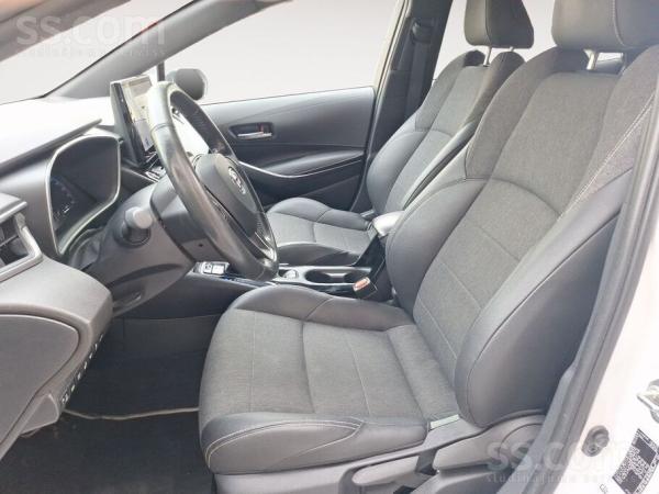 Balts Toyota Corolla 2024 Rīga, ar dzinēja tilpumu 1.80 L un nobraukumu 103 tūkst. km par 23900 €, foto 11 vietnē AUTOMOTO.COM.LV
