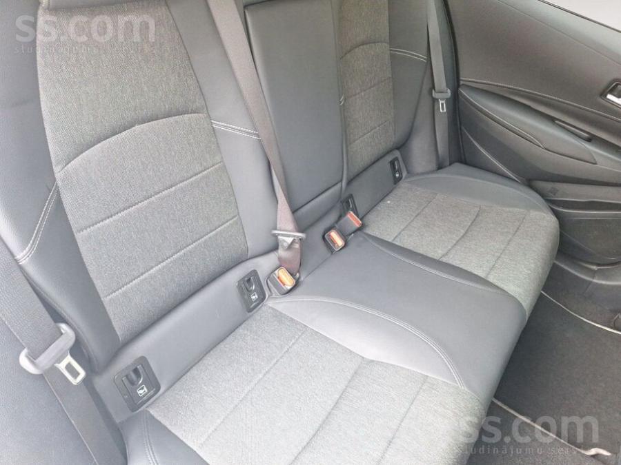 Balts Toyota Corolla 2024 Rīga, ar dzinēja tilpumu 1.80 L un nobraukumu 103 tūkst. km par 23900 €, foto 14 vietnē AUTOMOTO.COM.LV