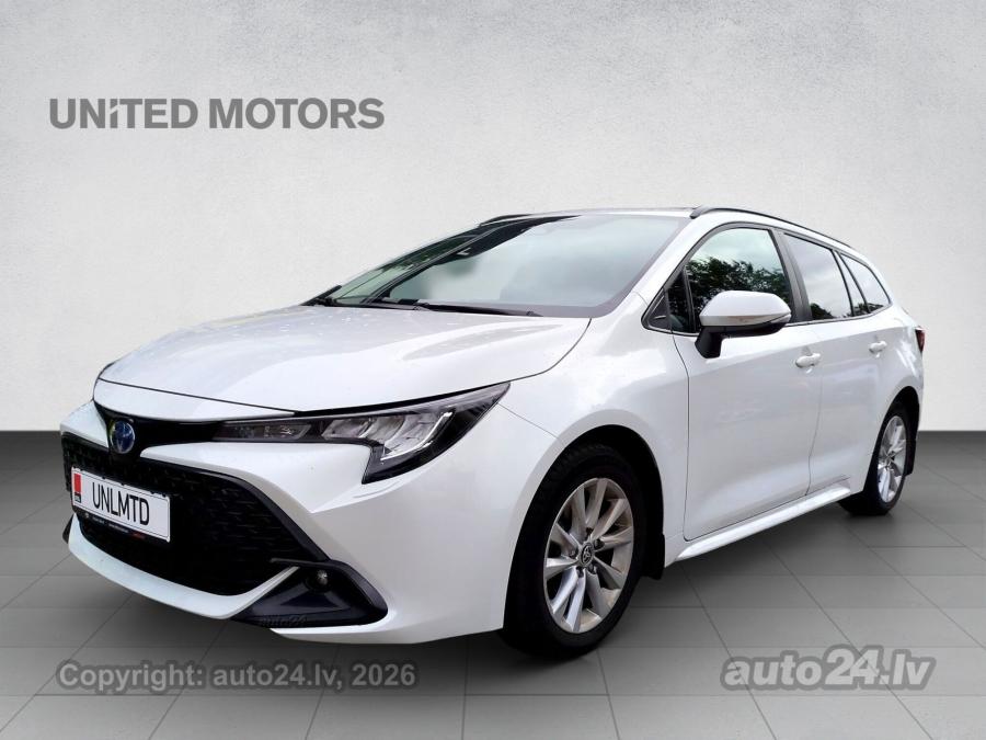 Balts Toyota Corolla 2024 Tallina, ar dzinēja tilpumu 1.80 L un nobraukumu 119 tūkst. km par 22500 €, foto 1 vietnē AUTOMOTO.COM.LV