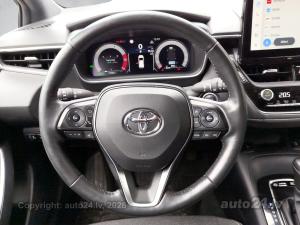 Balts Toyota Corolla 2024 Tallina, ar dzinēja tilpumu 1.80 L un nobraukumu 119 tūkst. km par 22500 €, foto 5 vietnē AUTOMOTO.COM.LV