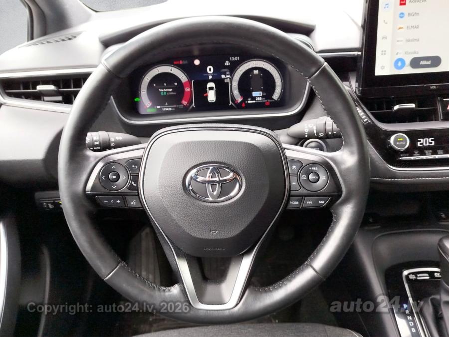 Balts Toyota Corolla 2024 Tallina, ar dzinēja tilpumu 1.80 L un nobraukumu 119 tūkst. km par 22500 €, foto 5 vietnē AUTOMOTO.COM.LV