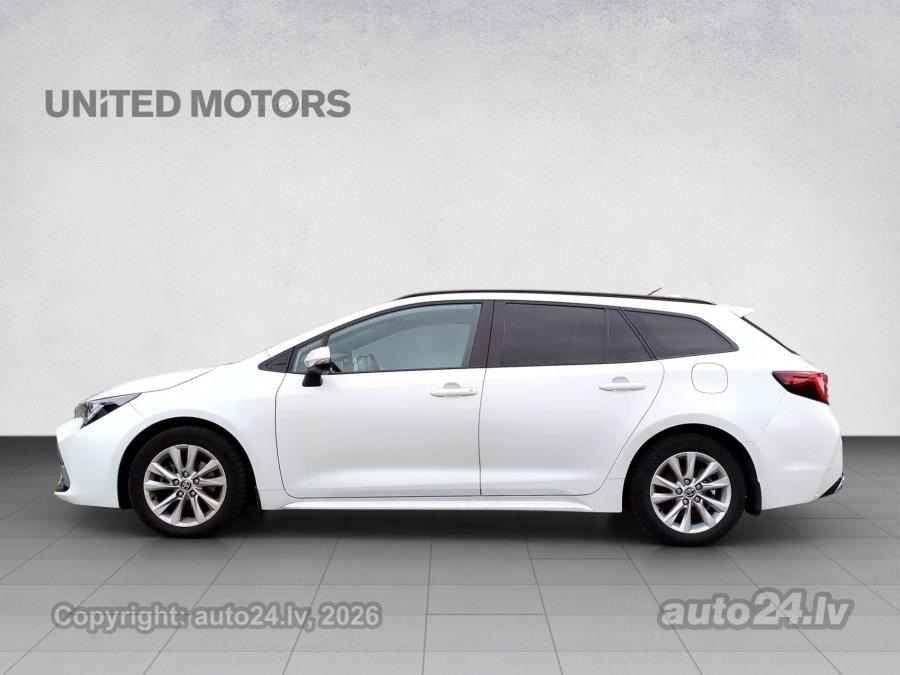 Balts Toyota Corolla 2024 Tallina, ar dzinēja tilpumu 1.80 L un nobraukumu 119 tūkst. km par 22500 €, foto 12 vietnē AUTOMOTO.COM.LV