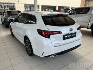 Balts Toyota Corolla 2025 Rīga, ar dzinēja tilpumu 1.80 L un nobraukumu 7 tūkst. km par 1200 €, foto 2 vietnē AUTOMOTO.COM.LV