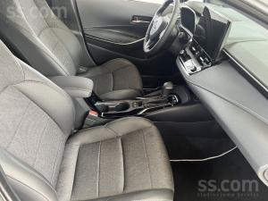 Balts Toyota Corolla 2025 Rīga, ar dzinēja tilpumu 1.80 L un nobraukumu 7 tūkst. km par 1200 €, foto 5 vietnē AUTOMOTO.COM.LV