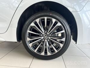 Balts Toyota Corolla 2025 Rīga, ar dzinēja tilpumu 1.80 L un nobraukumu 7 tūkst. km par 1200 €, foto 21 vietnē AUTOMOTO.COM.LV