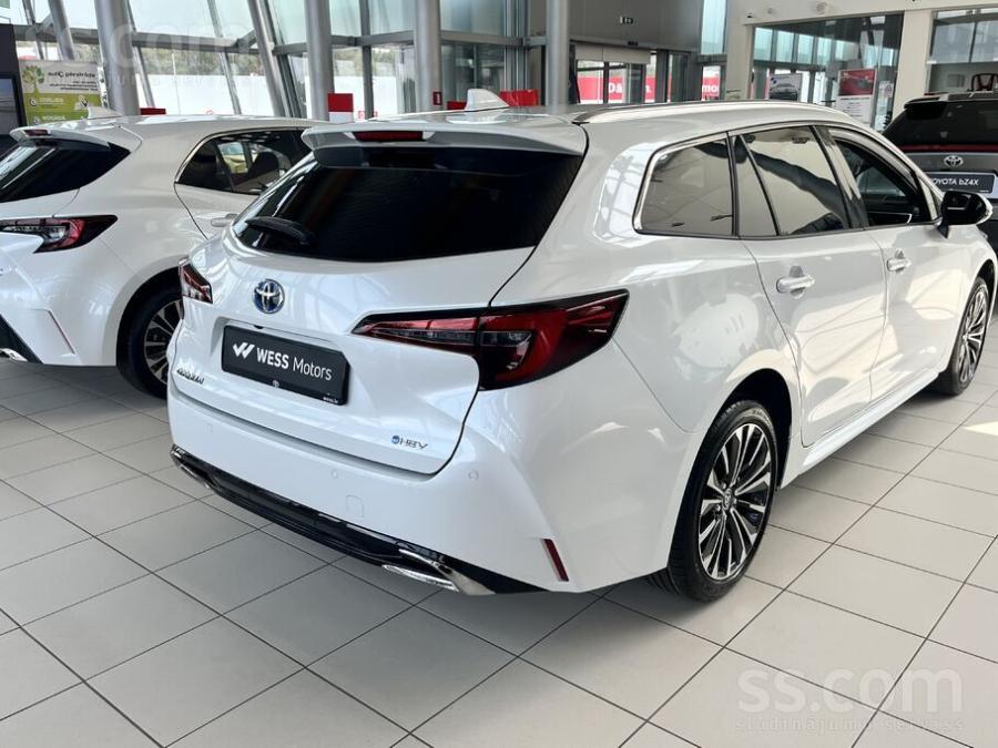 Balts Toyota Corolla 2025 Rīga, ar dzinēja tilpumu 1.80 L un nobraukumu 7 tūkst. km par 1200 €, foto 23 vietnē AUTOMOTO.COM.LV