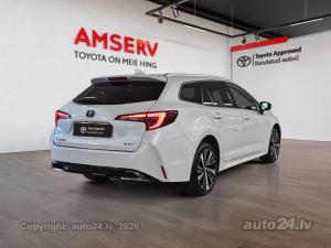 Белый Тойота Королла 2025 в Таллин, объемом двигателя 1.80 л и пробегом 24 тыс. км за 28490 €, фото 3 на AUTOMOTO.COM.LV