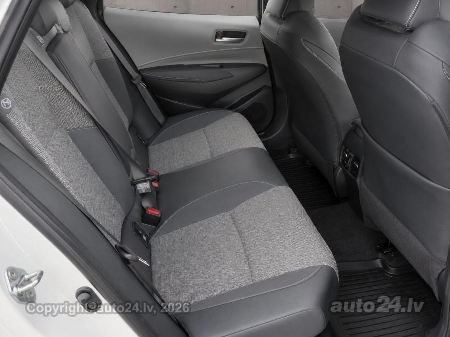 Balts Toyota Corolla 2026 Tallina, ar dzinēja tilpumu 1.80 L un nobraukumu 2 tūkst. km par 32990 €, foto 8 vietnē AUTOMOTO.COM.LV