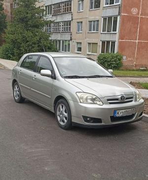 Желтый Тойота Королла 2006 в Утена, объемом двигателя 1.40 л и пробегом 312 тыс. км за 2000 €, фото 5 на AUTOMOTO.COM.LV