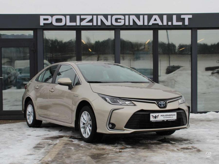 Dzeltens Toyota Corolla 2021 Viļņa, ar dzinēja tilpumu 1.80 L un nobraukumu 95 tūkst. km par 17450 €, foto 2 vietnē AUTOMOTO.COM.LV