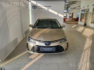 Yellow Toyota Corolla 2021 in Ventspils, with an engine capacity of 1.80 L and mileage of 84 thousand km for 16990 €, photo 21 on AUTOMOTO.COM.LV
