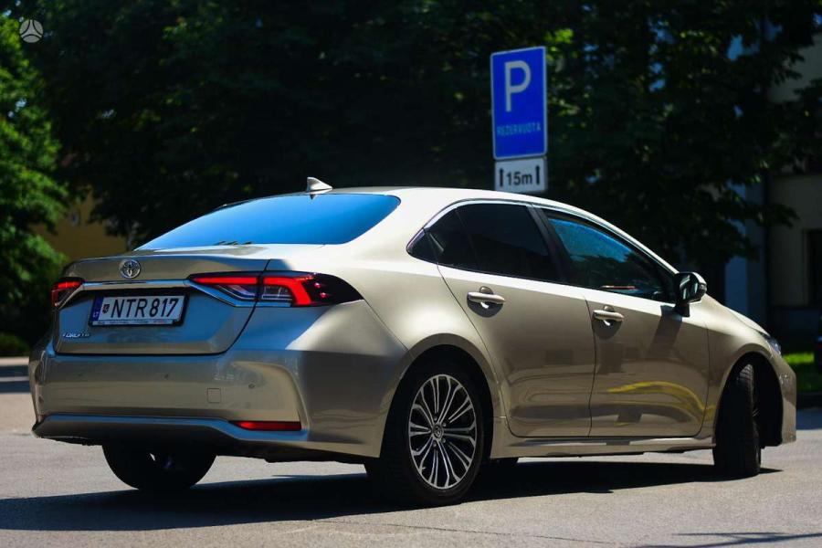 Dzeltens Toyota Corolla 2021 Klaipėda, ar dzinēja tilpumu 1.50 L un nobraukumu 72 tūkst. km par 16999 €, foto 8 vietnē AUTOMOTO.COM.LV
