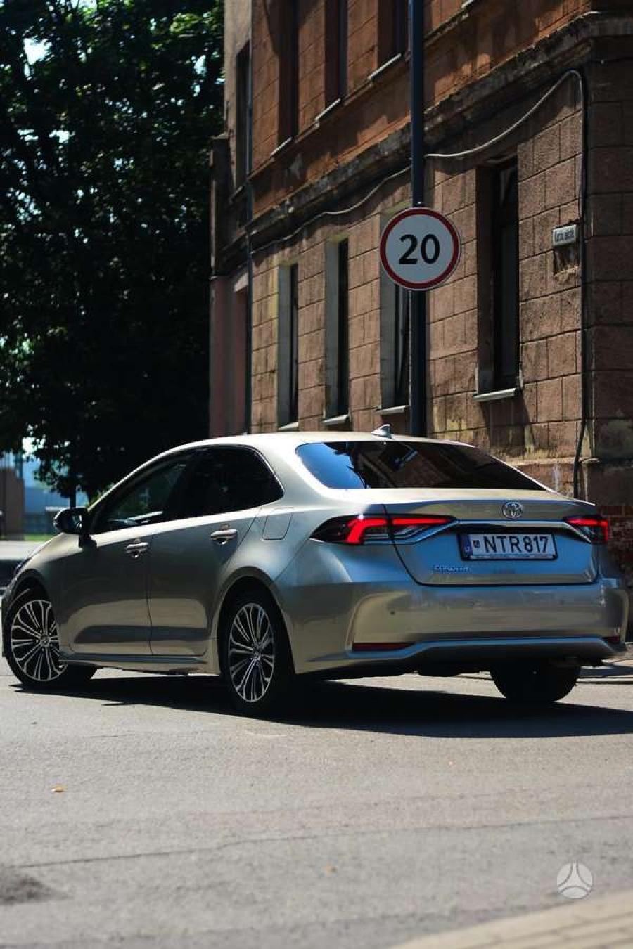 Dzeltens Toyota Corolla 2021 Klaipėda, ar dzinēja tilpumu 1.50 L un nobraukumu 72 tūkst. km par 16999 €, foto 9 vietnē AUTOMOTO.COM.LV