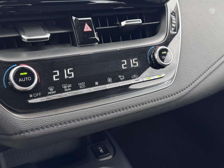 Dzeltens Toyota Corolla 2021 Viļņa, ar dzinēja tilpumu 1.80 L un nobraukumu 107 tūkst. km par 16950 €, foto 17 vietnē AUTOMOTO.COM.LV