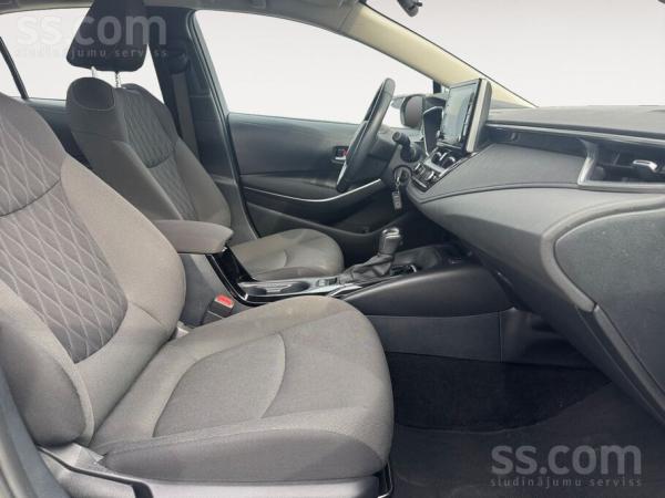 Toyota Corolla 2021 Rīga vietnē Dzeltens Toyota Corolla 2021 Rīga, ar dzinēja tilpumu 1.50 L un nobraukumu 32 tūkst. km par 16500 €, foto 7 vietnē AUTOMOTO.COM.LV