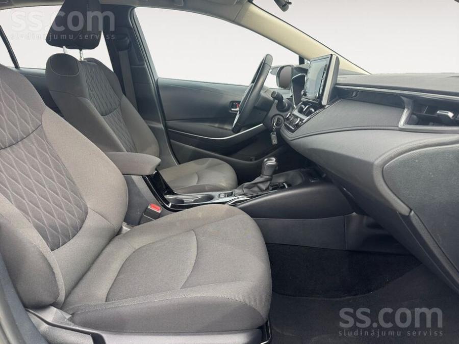 Dzeltens Toyota Corolla 2021 Rīga, ar dzinēja tilpumu 1.50 L un nobraukumu 32 tūkst. km par 16500 €, foto 7 vietnē AUTOMOTO.COM.LV