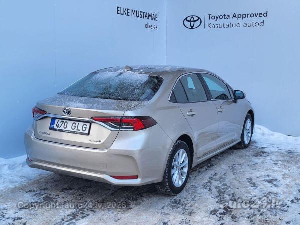 Dzeltens Toyota Corolla 2022 Tallina, ar dzinēja tilpumu 1.80 L un nobraukumu 58 tūkst. km par 19495 €, foto 2 vietnē AUTOMOTO.COM.LV