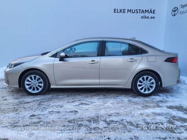 Dzeltens Toyota Corolla 2022 Tallina, ar dzinēja tilpumu 1.80 L un nobraukumu 58 tūkst. km par 19495 €, foto 3 vietnē AUTOMOTO.COM.LV