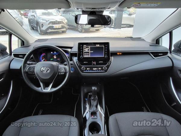 Dzeltens Toyota Corolla 2022 Tallina, ar dzinēja tilpumu 1.80 L un nobraukumu 58 tūkst. km par 19495 €, foto 8 vietnē AUTOMOTO.COM.LV