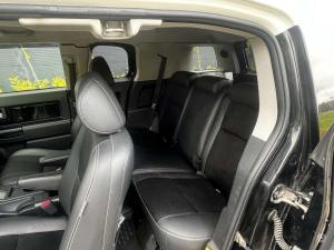 Melns Toyota fj-cruiser 2007 Viļņa, ar dzinēja tilpumu 4.00 L un nobraukumu 256 tūkst. km par 14000 €, foto 12 vietnē AUTOMOTO.COM.LV