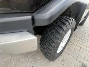 Melns Toyota fj-cruiser 2007 Viļņa, ar dzinēja tilpumu 4.00 L un nobraukumu 256 tūkst. km par 14000 €, foto 19 vietnē AUTOMOTO.COM.LV