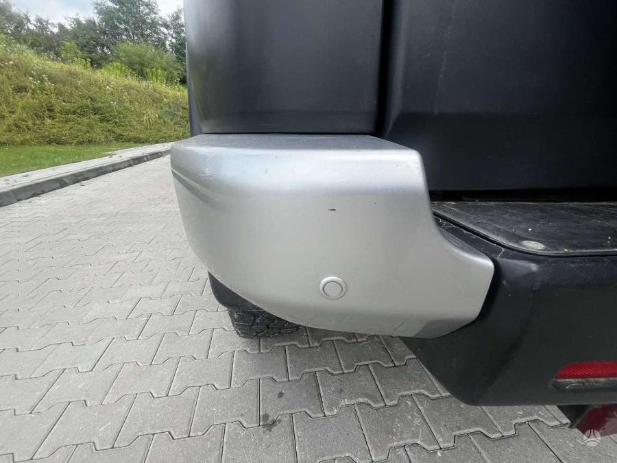 Melns Toyota fj-cruiser 2007 Viļņa, ar dzinēja tilpumu 4.00 L un nobraukumu 256 tūkst. km par 14000 €, foto 21 vietnē AUTOMOTO.COM.LV