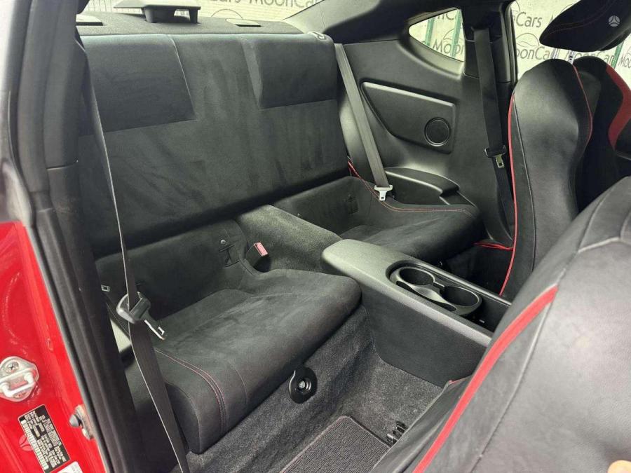 Red Toyota gt-86 2013 in Vilnius, with an engine capacity of 2.00 L and mileage of 154 thousand km for 11500 €, photo 14 on AUTOMOTO.COM.LV