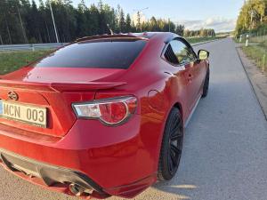 Sarkans Toyota gt-86 2014 Viļņa, ar dzinēja tilpumu 2.00 L un nobraukumu 170 tūkst. km par 11500 €, foto 12 vietnē AUTOMOTO.COM.LV