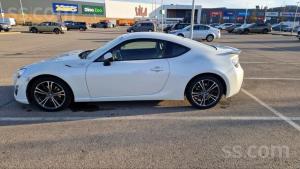 Balts Toyota gt-86 2013 Rīga, ar dzinēja tilpumu 2.00 L un nobraukumu 137 tūkst. km par 12800 €, foto 3 vietnē AUTOMOTO.COM.LV