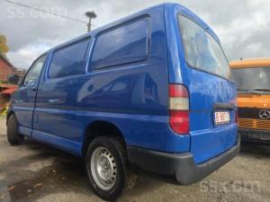 Blue Toyota Hiace 2002 in Daugavpils, with an engine capacity of 2.50 L and mileage of 0 thousand km for 3200 €, photo 4 on AUTOMOTO.COM.LV