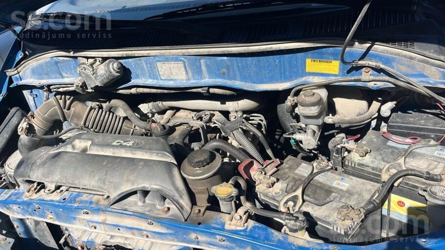 Zils Toyota Hiace 2002 Jelgava, ar dzinēja tilpumu 2.50 L un nobraukumu 389 tūkst. km par 4200 €, foto 15 vietnē AUTOMOTO.COM.LV