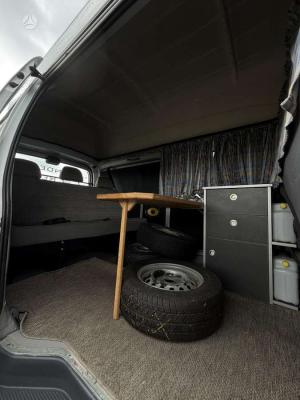 Grey Toyota Hiace 2003 in Vilnius, with an engine capacity of 2.50 L and mileage of 353 thousand km for 4900 €, photo 21 on AUTOMOTO.COM.LV