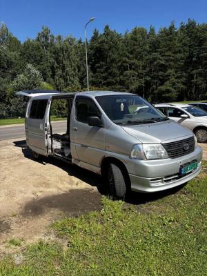 Grey Toyota Hiace 2008 in Vilnius, with an engine capacity of 2.49 L and mileage of 350 thousand km for 2900 €, photo 8 on AUTOMOTO.COM.LV