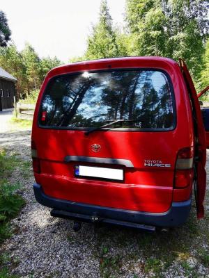 Sarkans Toyota Hiace 2000 Panevēža, ar dzinēja tilpumu 2.69 L un nobraukumu 231 tūkst. km par 6500 €, foto 5 vietnē AUTOMOTO.COM.LV