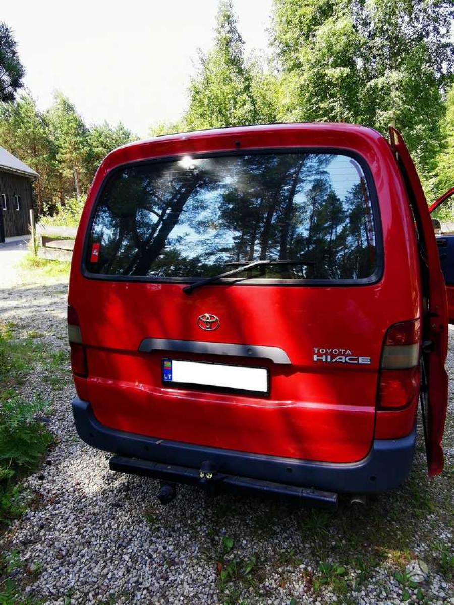 Sarkans Toyota Hiace 2000 Panevēža, ar dzinēja tilpumu 2.69 L un nobraukumu 231 tūkst. km par 6500 €, foto 5 vietnē AUTOMOTO.COM.LV