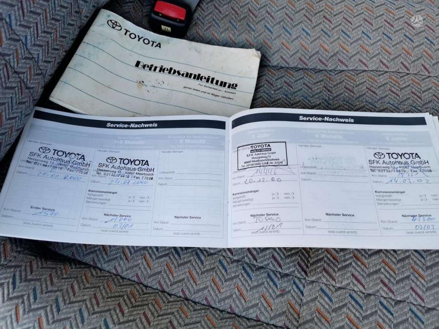 Sarkans Toyota Hiace 2000 Panevēža, ar dzinēja tilpumu 2.69 L un nobraukumu 231 tūkst. km par 6500 €, foto 24 vietnē AUTOMOTO.COM.LV