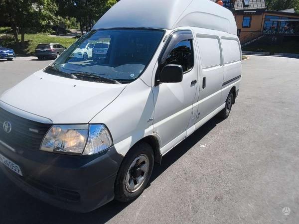 White Toyota Hiace 2008 in Vilnius, with an engine capacity of 2.50 L and mileage of 380 thousand km for 5100 €, photo 1 on AUTOMOTO.COM.LV