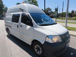White Toyota Hiace 2008 in Vilnius, with an engine capacity of 2.50 L and mileage of 380 thousand km for 5100 €, photo 4 on AUTOMOTO.COM.LV