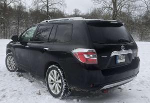 Black Toyota Highlander 2008 in Vilnius, with an engine capacity of 3.31 L and mileage of 220 thousand km for 4600 €, photo 5 on AUTOMOTO.COM.LV