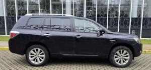 Black Toyota Highlander 2008 in Vilnius, with an engine capacity of 3.31 L and mileage of 220 thousand km for 4600 €, photo 4 on AUTOMOTO.COM.LV