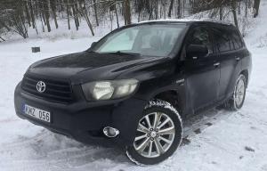 Black Toyota Highlander 2008 in Vilnius, with an engine capacity of 3.31 L and mileage of 220 thousand km for 4400 €, photo  on AUTOMOTO.COM.LV