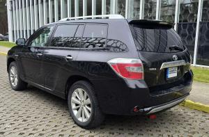 Black Toyota Highlander 2008 in Vilnius, with an engine capacity of 3.30 L and mileage of 396 thousand km for 10000 €, photo 4 on AUTOMOTO.COM.LV
