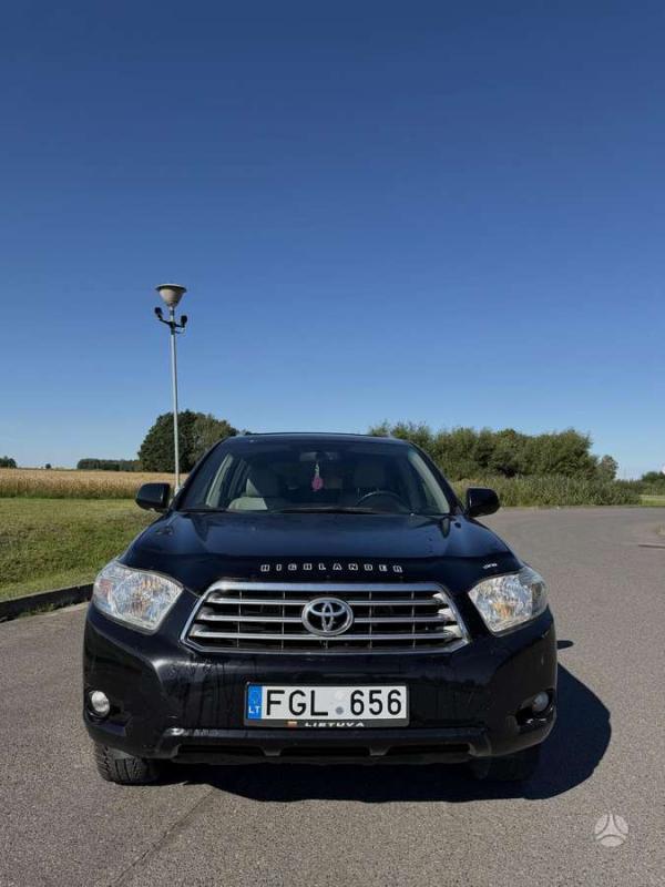 Black Toyota Highlander 2008 in Kaunas, with an engine capacity of 3.50 L and mileage of 187 thousand km for 7700 €, photo 3 on AUTOMOTO.COM.LV