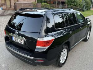Black Toyota Highlander 2011 in Vilnius, with an engine capacity of 3.46 L and mileage of 140 thousand km for 9000 €, photo 10 on AUTOMOTO.COM.LV
