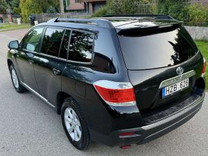 Black Toyota Highlander 2011 in Vilnius, with an engine capacity of 3.46 L and mileage of 140 thousand km for 9000 €, photo 12 on AUTOMOTO.COM.LV
