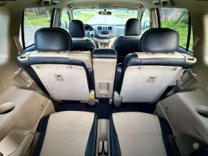 Black Toyota Highlander 2011 in Vilnius, with an engine capacity of 3.46 L and mileage of 140 thousand km for 9000 €, photo 32 on AUTOMOTO.COM.LV