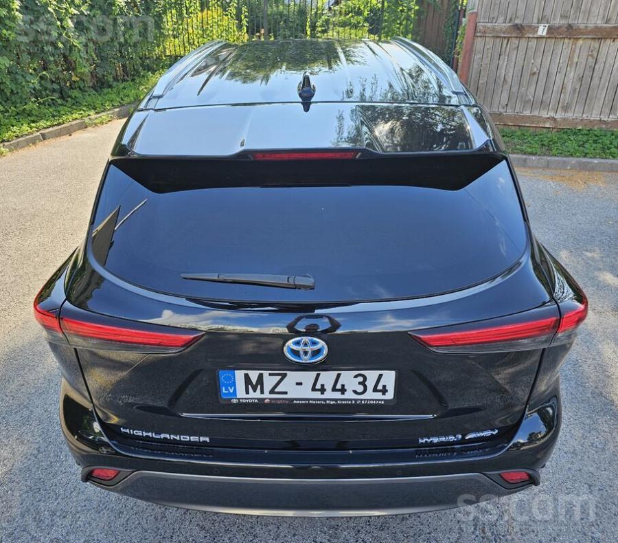 Melns Toyota Highlander 2021 Rīga, ar dzinēja tilpumu 2.50 L un nobraukumu 98 tūkst. km par 38500 €, foto 8 vietnē AUTOMOTO.COM.LV